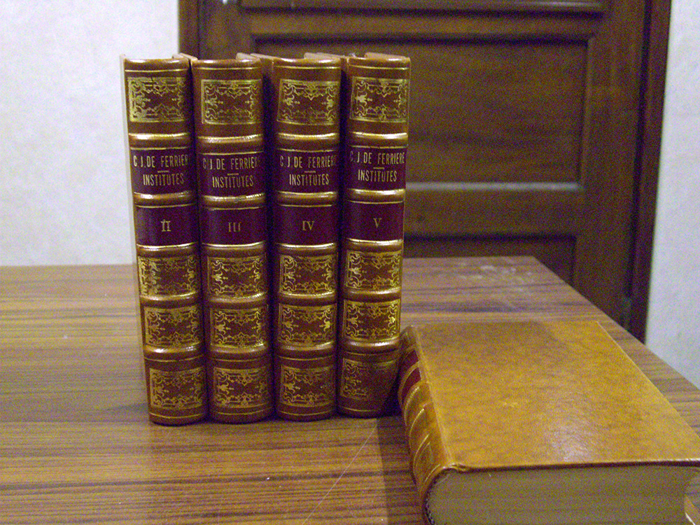 Reliure des Alpes - Reliure dorure Saint Marcellin Rhône Alpes